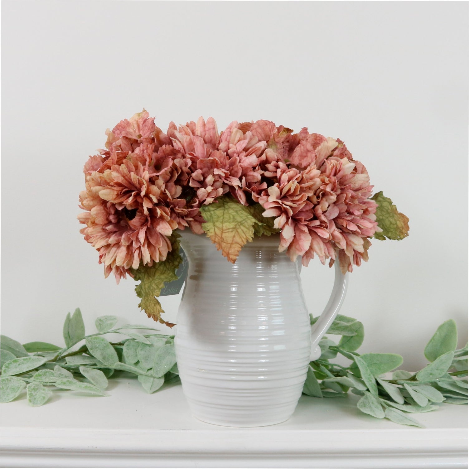 Dried Touch Gerbera Handtie (9x flower stems per bunch) - Lotus Imports ...
